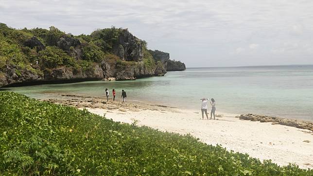 Deddy Haryanda - Agriculture: Pulau Matakus Destinasi Diving di Indonesia