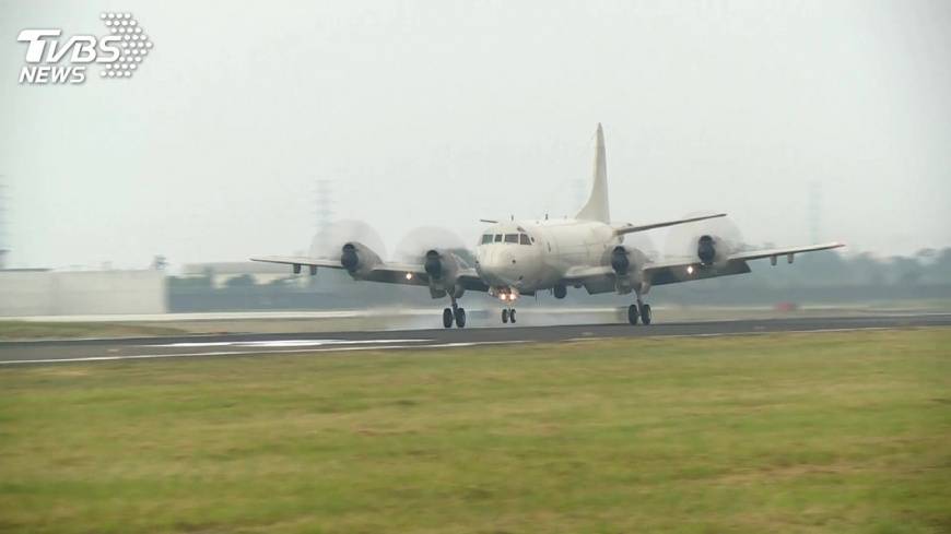 P-3C反潛機緊盯共軍潛艦 台美簽署近15億技術支援合約 | TVBS | LINE TODAY