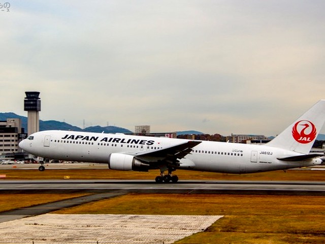 「旅客機の離陸」なぜ手動? 巡航も着陸も自動操縦のなか…（乗りものニュース）