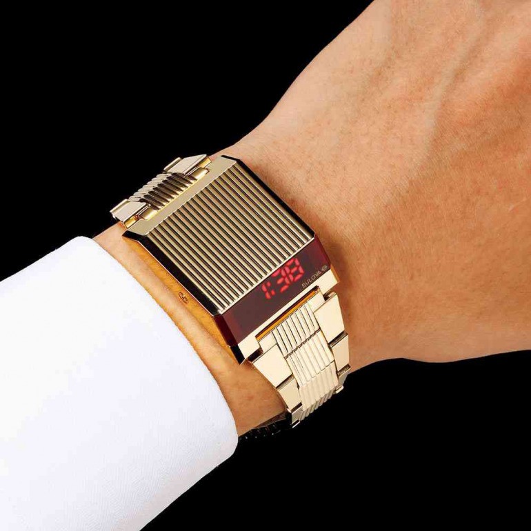 BULOVA COMPUTRON 98C135 腕時計（※ウルトラレア 在庫&価格 要問合せ ）☆別色ゴールドとシルバーあり/価格は異なるので ...