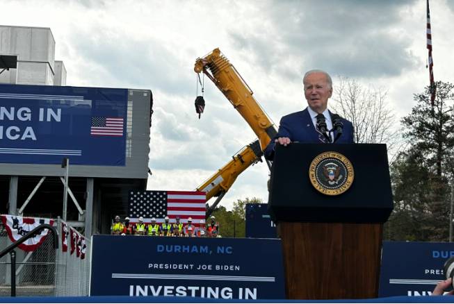 拜登訪問Wolfspeed北卡工廠 CEO：營運成長爆發 | MoneyDJ理財網 | LINE TODAY