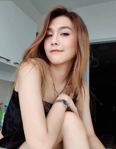 Khaosod | 35 ยังแจ๋ว! นักร้องสาว พั้นช์ วรกาญจน์ สวยขึ้นกระชากวัย หน้าเด็กแบบสุดๆ
