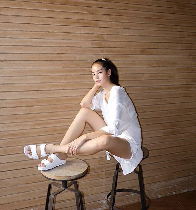 ณิชา สื่ออะไร" โพสต์คำคมเชิงน้อยใจ แฟนคลับให้กำลังใจเพียบ | Khaosod | LINE TODAY