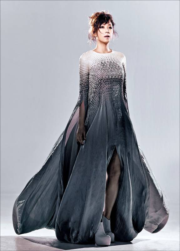 《金曲入圍》Jolin 林憶蓮入圍7喜 對決歌后 | 自由電子報 | LINE TODAY