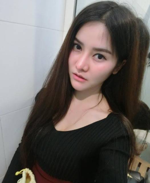 MThai.com | เปิดวาร์ปส่องภาพวัยใส ครูบลู จิรารัตน์ สาวสวยอดีตนักศึกษาฝึกสอน