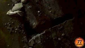 77kaoded | สาว 15 เดินเล่นสาดน้ำวันไหลสงกรานต์เคหะปากน้ำพลัดตกท่อระบายน้ำขาติดคาฝาท่อ