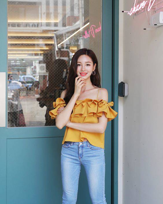 Akeru Feed | How To แต่งตัวยังไงให้ดู " เซ็กซี่" ในหน้าร้อนนี้ [ฉบับสาววัยใส]