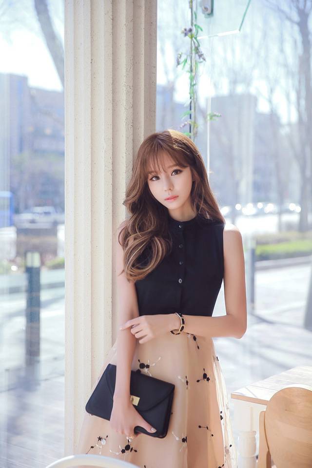 Spiceee.net | 29 ไอเดียแมทช์ 'เสื้อสีดำ' แต่งสไตล์ไหนก็เกิด เริ่ดเว่อร์