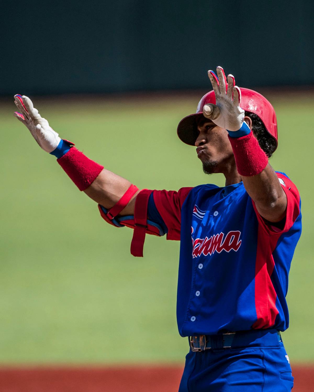 WBC》古巴展現攻擊火力 棒打16安以10比4勝養樂多 | TSNA | LINE TODAY