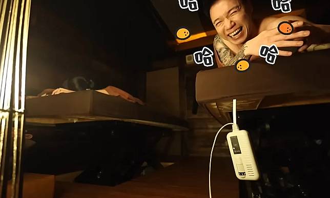 才喊追篠崎泫！Toyz無預警換新歡 與百萬女網紅「脫光上床」畫面流出 | 中天新聞網 | LINE TODAY