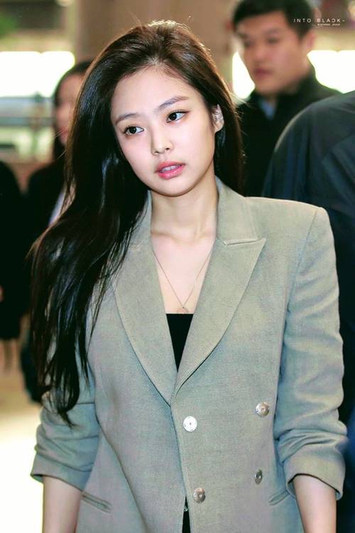 Ladyissue Magazine | ส่องดาราหน้านิ่ง สวยจริง ไม่ต้องยิ้มก็ปัง