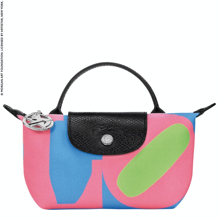 台北101「LOVE」地標變成包！Longchamp聯名再+1，經典摺疊包化身為藝術品！ | LINE購物