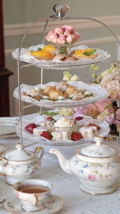 Genshin Cosplay Tea Party