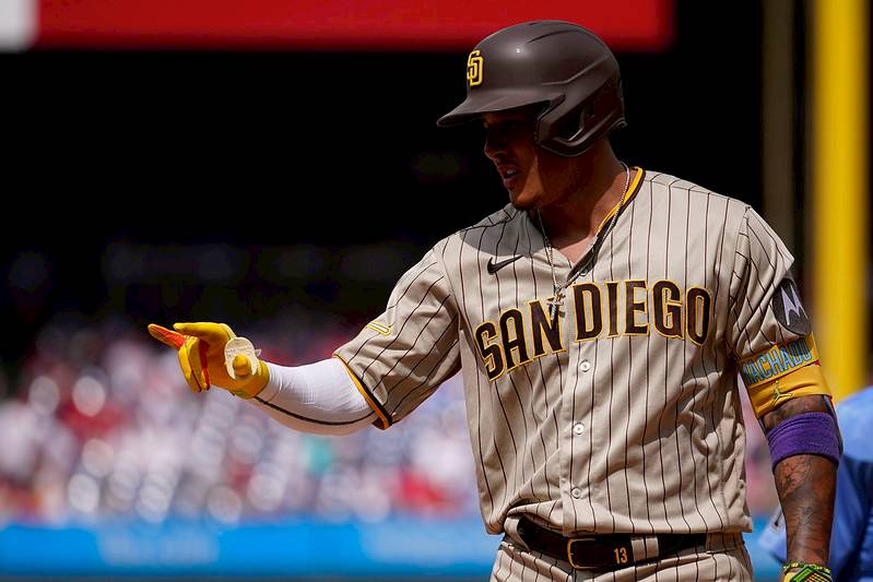 Machado生涯300轟 教士單日2連敗 | TSNA | LINE TODAY