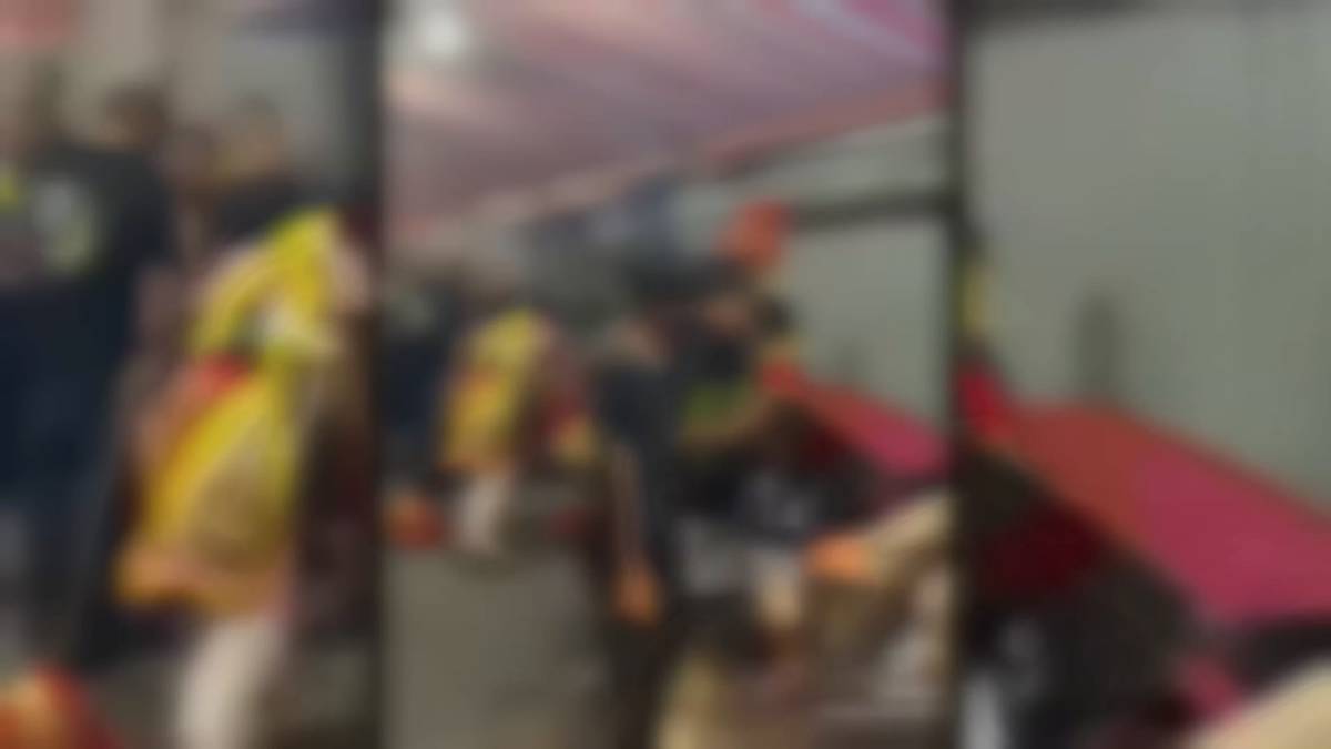 法器變武器！宮廟爐主護女友 遭陣頭5打1 | TVBS | LINE TODAY