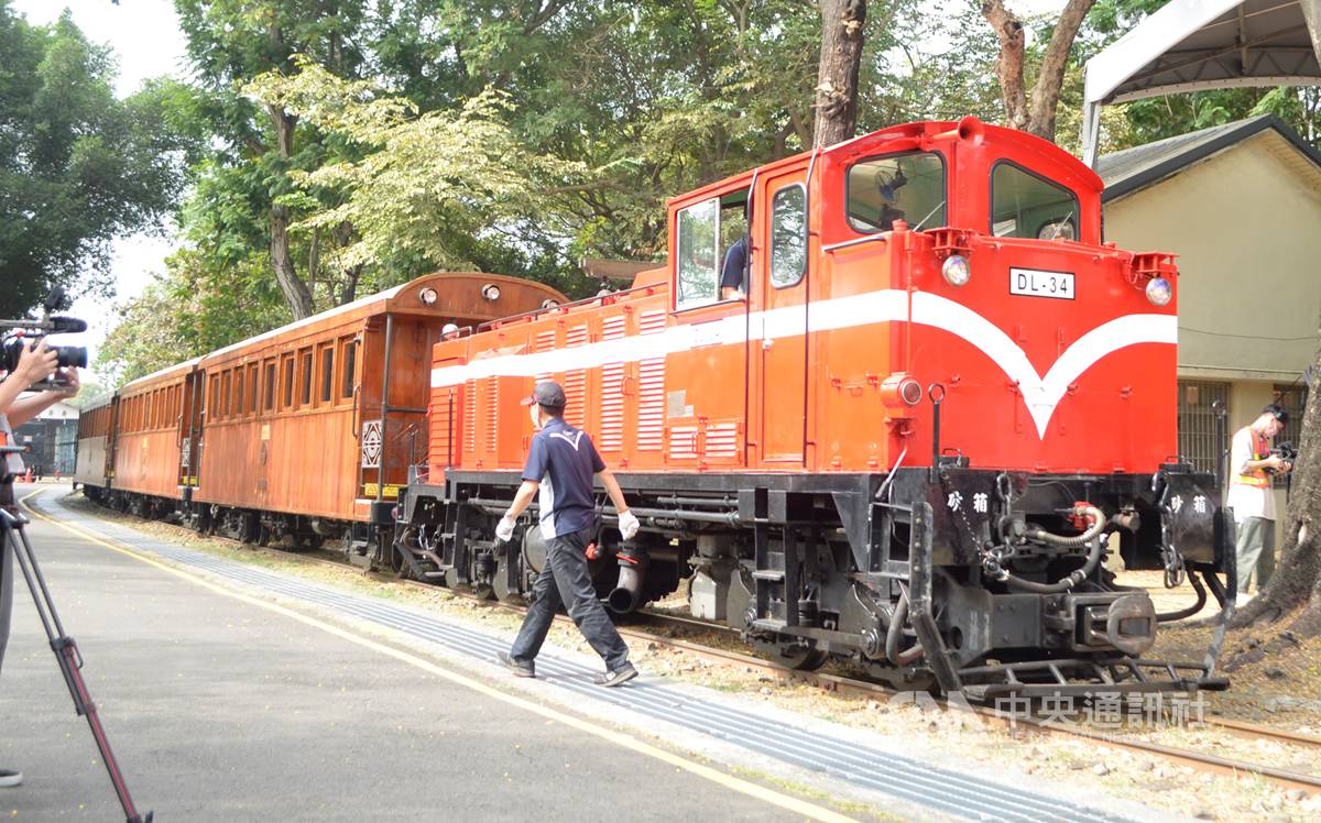 阿里山林鐵dl 34機關車 將化身觀光大使奔馳英國 Yahoo奇摩即時新聞 Line Today