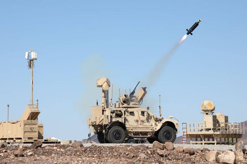 【有片】強化無人機反制能力 美陸軍斥資73億採購雷神Ku波段雷達與「郊狼」武器系統 | 上報 | LINE TODAY