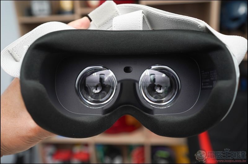 帶你走入虛擬社交新世界：XRSPACE MANOVA 開箱 | LINE購物