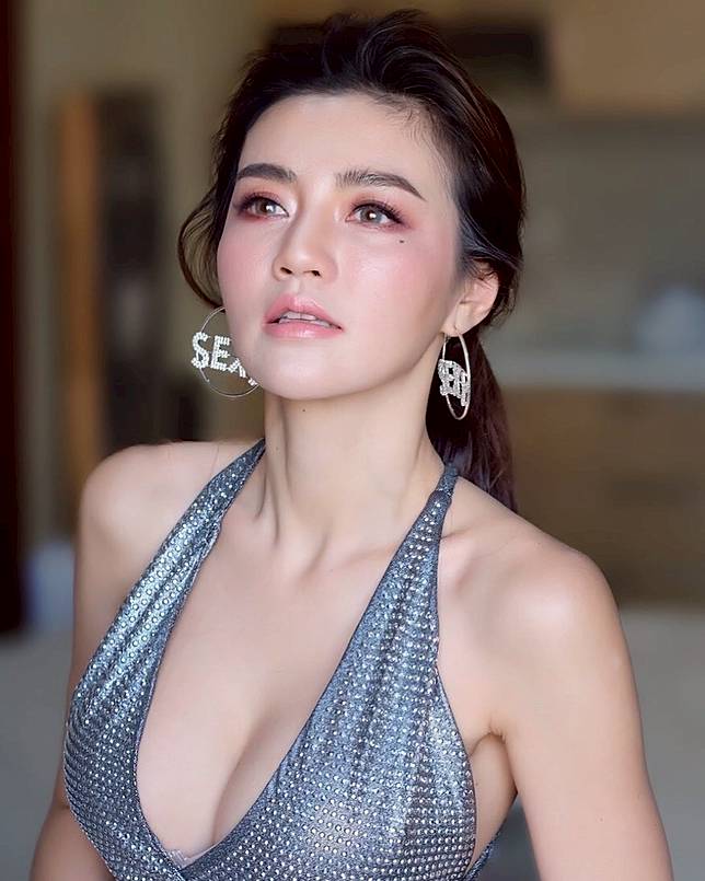 new18 | เปลือยใจ "เชอรี่ สามโคก" กับหลายเรื่องที่คุณอาจไม่คาดคิดเกี่ยวกับผู้หญิงคนนี้ (คลิป)