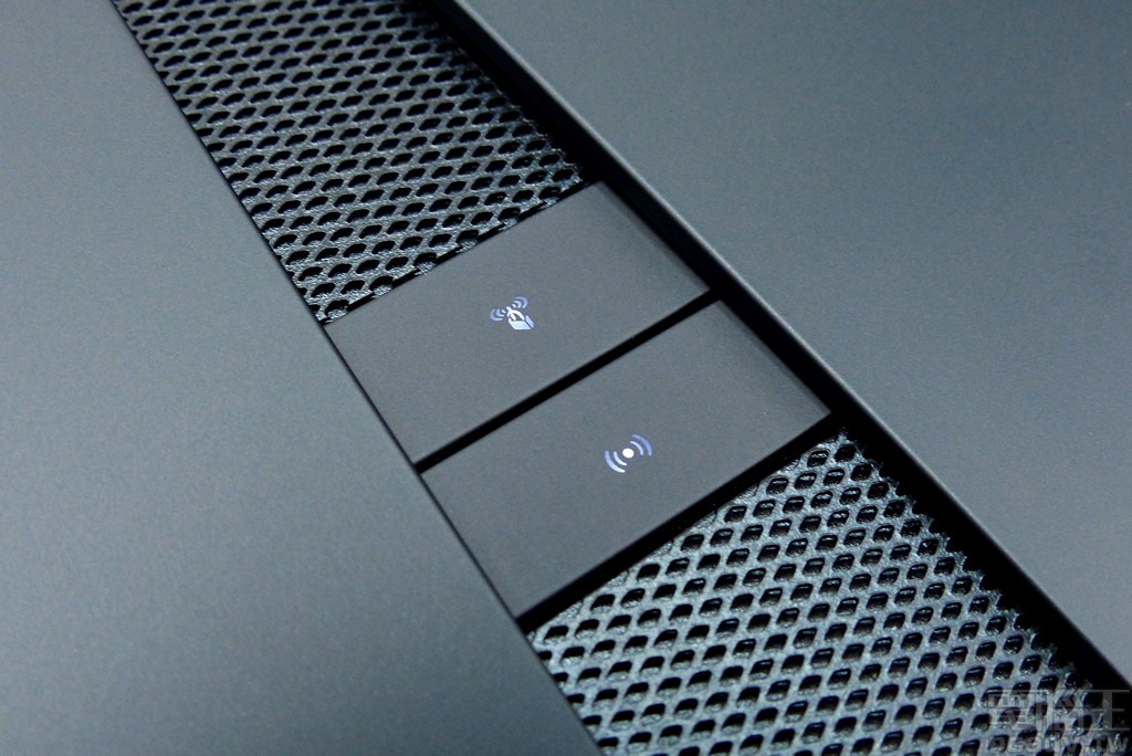 Netgear Nighthawk AX12 RAX120 導入 5Gbps 有線網路！Qualcomm Wi-Fi 6/802.11ax 初 ...