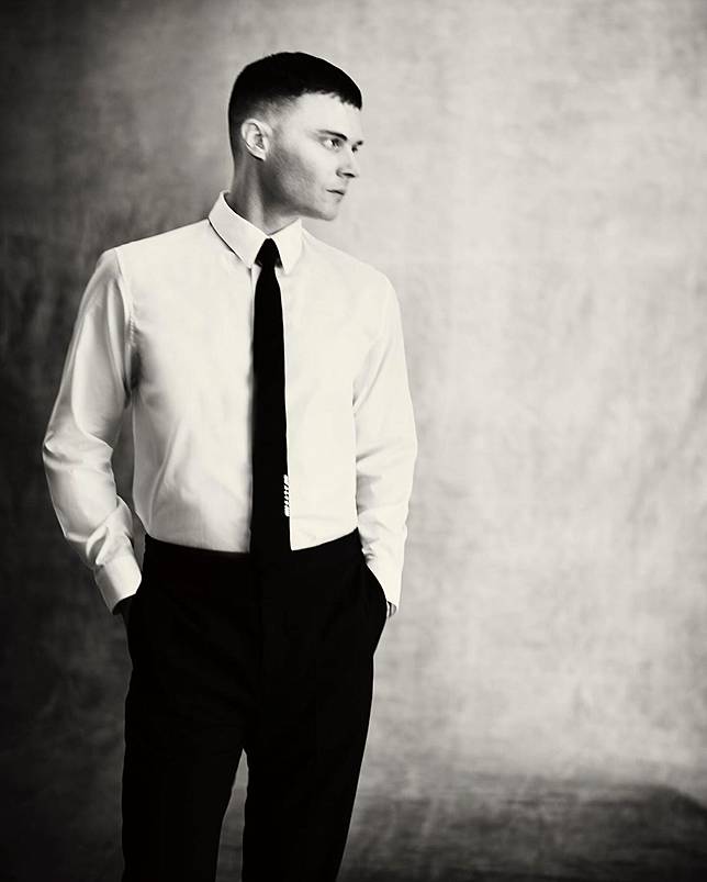 曾任夜店DJ、從Lady gaga舊愛到成為Givenchy創意總監，關於Matthew M. Williams 9點你須知道的事 | men ...