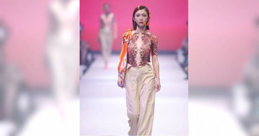 溫妮首度挑戰走秀 自我想像「是180公分超模」 | CTWANT | LINE TODAY