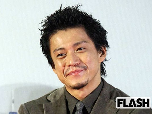 若手時代の葛藤を語った小栗旬にSNSで「本当に極限状態」（SmartFLASH）