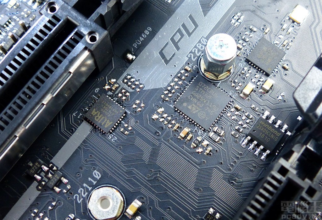 AI 自動超頻機制，Asus ROG Maximus XI Extreme 搭載 Z390 晶片組回歸 - LINE購物