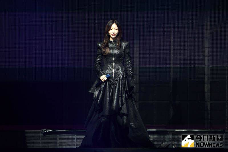 中文讚SONE漂亮！太妍開唱當希臘女神秀蠻腰 | NOWnews 今日新聞 | LINE TODAY