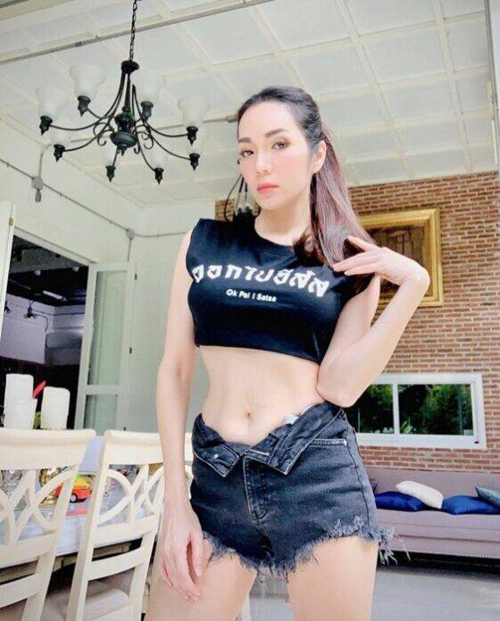 อ๋อม ฟาดอีก สลิ่มio ทนไม่ได้กับการ call out ขับไล่การทำงานรัฐล้มเหลว | Khaosod | LINE TODAY