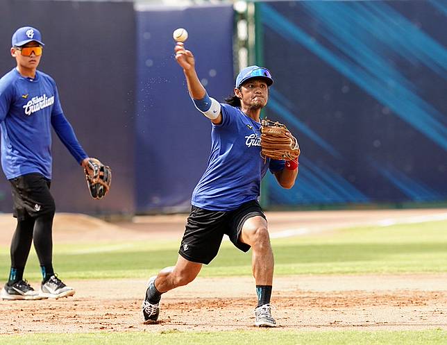 葉竹軒卸下球衣變教練 他覺得最困難的是1件事情 | TSNA | LINE TODAY