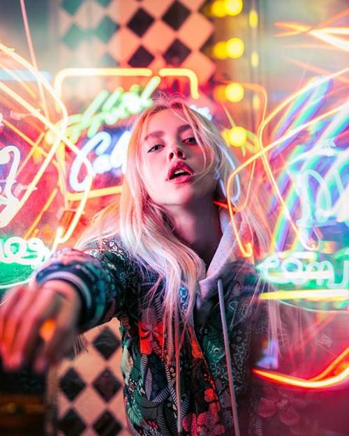 Ladyissue Magazine | แพ้กลางคืน! ไอเดียถ่ายรูปกับไฟ เจอที่ไหนต้องโพส!!