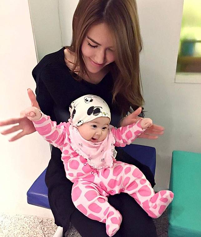 MThai.com - Gossip | จิ๊บ คีตภัทร-น้องพลอยเจ อยู่ด้วยกันก็จะน่ารักมุ้งม ...