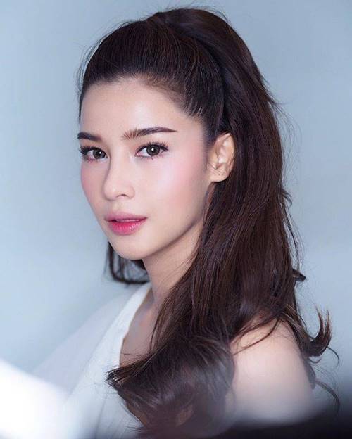 Ladyissue Magazine | รวมลุคแต่งหน้าสไตล์สวยหรูดูแพง แต่งแล้วสวยสุดๆ!