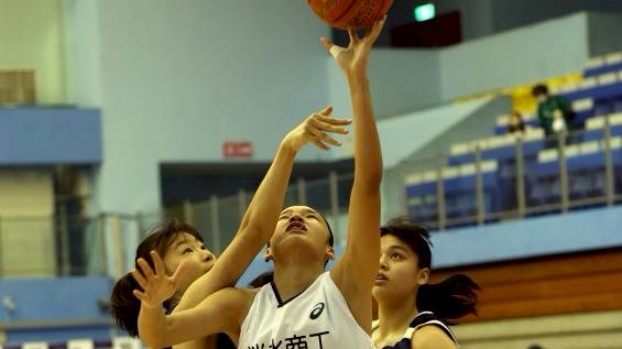 籃球》獲亞青最佳五人蕭豫玟驚又喜 淡商「團圓」四塔當家瞄準 HBL4連霸 | 敢動 | LINE TODAY