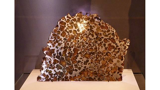 MThai.com | Top 10 อุกกาบาต อายุหลายพันปี ที่มีราคาแพงที่สุดในโลก