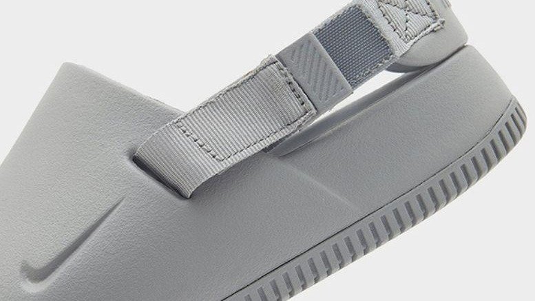 Nike也跟上勃肯鞋熱潮！新品「 Calm Mule」橡膠涼鞋推四色登場，繼「Calm Slide」又一懶人救星！ | LINE購物