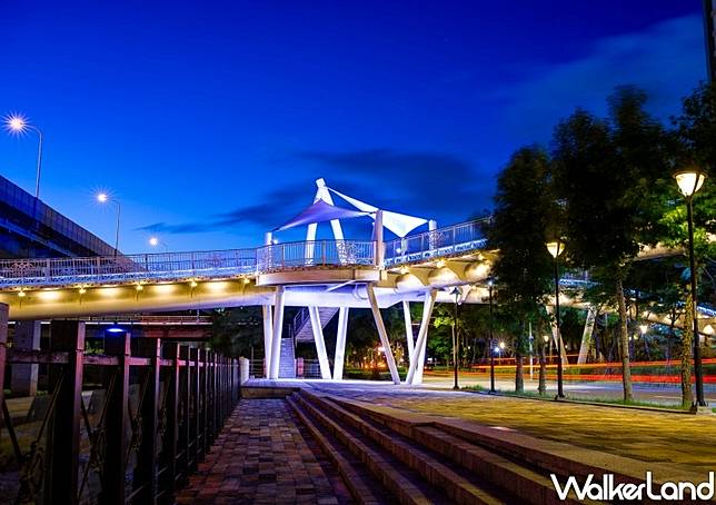 板橋變更美！全新河岸景點「板橋津渡橋」仲夏夜光雕點燈，放大萌「翠鳥打卡點」板橋人下班散步湳雅夜市。 | WalkerLand 窩客島 | LINE TODAY