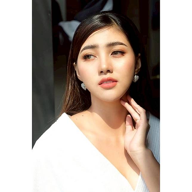 new18 | พ่อบุญทุ่มหน้าหัก !! จริงไหม " 'หม่ำ จ๊กมก' เปย์ซุปตาร์สาวสวยแซ่บ 10 ล้าน