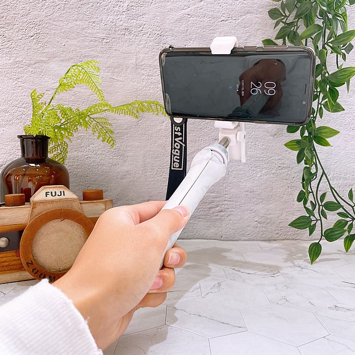 自拍不求人!出門遊玩絕不能少!MAGIPEA~三腳無線自拍棒 | LINE購物