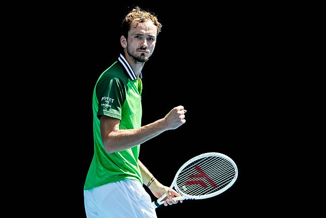 5盤大戰勝出 俄國好手梅迪維夫晉級澳網男單4強 | 中央通訊社 | LINE TODAY