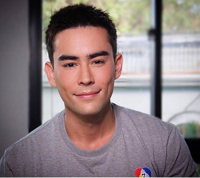 UndubZapp | ต้องมีทักผิดกันบ้าง 4 นักแสดงรุ่นเล็ก เบ้าหน้าหล่อ คล้ายพระเอกตัวท็อป