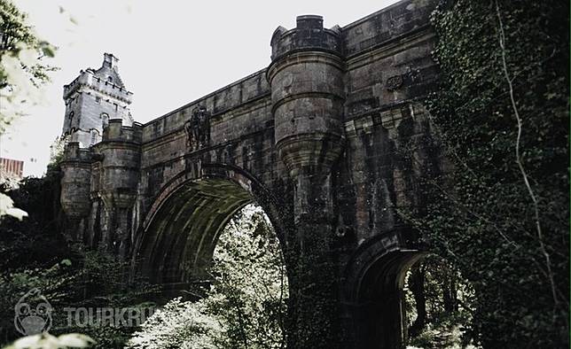 11 สถานที่ชวนหลอน อาถรรพ์สุดเฮี้ยน