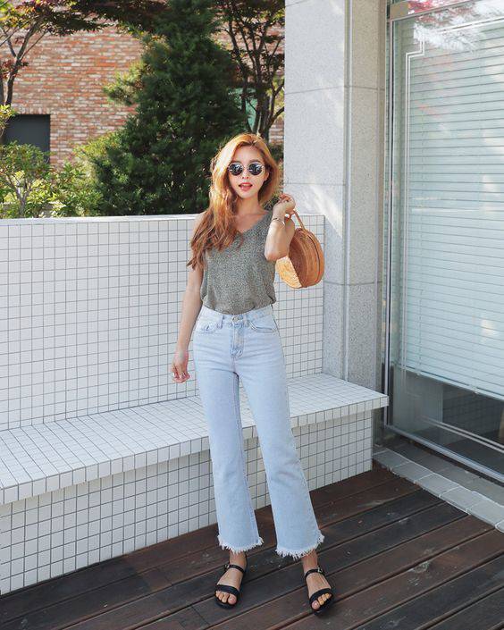 แมทช์ลุคชิลล์ๆ แต่ดูสวย ไว้ใส่ไปเที่ยว 'ชายทะเล' แบบมีสไตล์