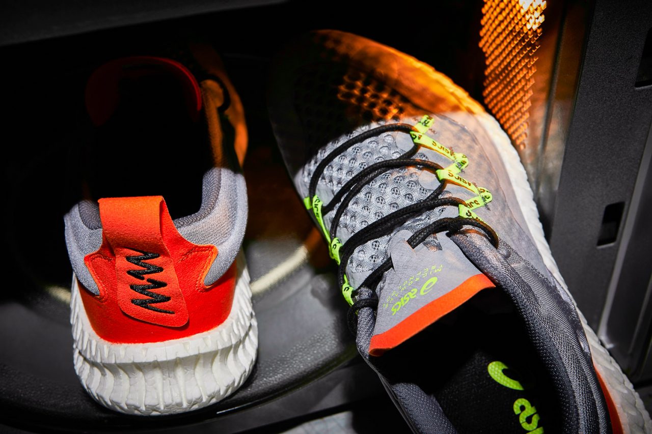 三十秒能幹嘛？微波成型一塊中底恰恰好 / ASICS MICROFLUX 有更多想說的事 | LINE購物