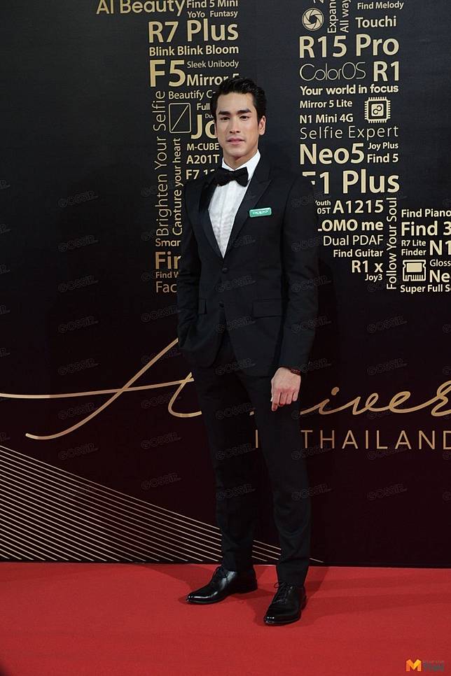 MThai.com - Gossip | ญาญ่า ให้กำลังใจ ณเดชน์ โดนวิจารณ์อื้อ! ชุดไปงาน ...