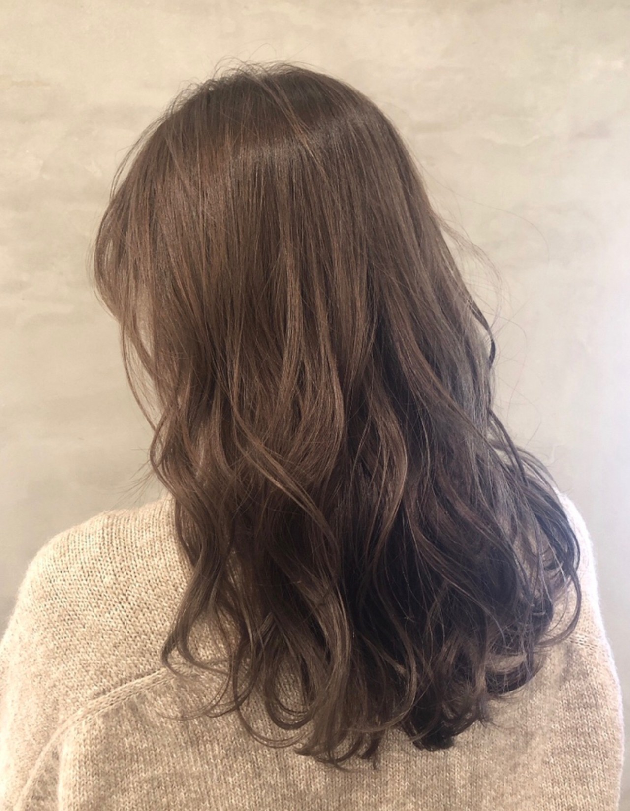 白肌さん＆小麦肌さん別！似合うヘアカラー6選（HAIR）