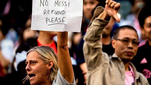 梅西訪港挨轟「大型詐騙」 C羅no show也被韓球迷封為「羅強盜」 | 太報 | LINE TODAY