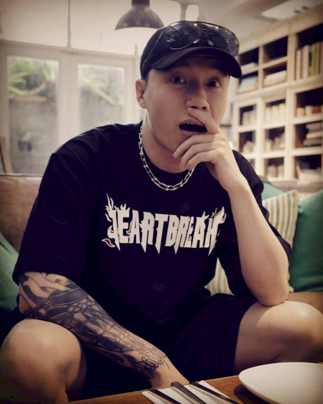 Joeman持大麻遭逮「沒驗髮」？ Toyz酸：是不是因為他比較紅 | 新頭殼 | LINE TODAY