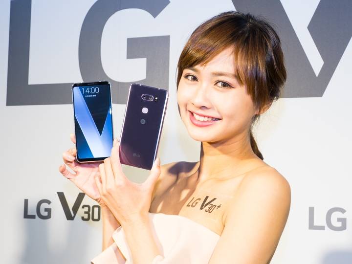 【遲來旗艦】LG V30+預計12月中下旬在台上市 先來動手玩 | Mobile01 | LINE TODAY